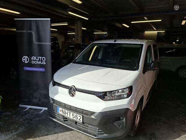 Balts Citroen Berlingo 2025 Klaipėda, ar dzinēja tilpumu 1.50 L un nobraukumu 57 tūkst. km par 18392 €, foto 2 vietnē AUTOMOTO.COM.LV
