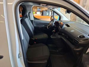 White Citroen Berlingo 2025 in Klaipeda, with an engine capacity of 1.50 L and mileage of 57 thousand km for 18392 €, photo 6 on AUTOMOTO.COM.LV