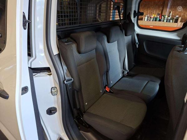 Balts Citroen Berlingo 2025 Klaipėda, ar dzinēja tilpumu 1.50 L un nobraukumu 57 tūkst. km par 18392 €, foto 10 vietnē AUTOMOTO.COM.LV