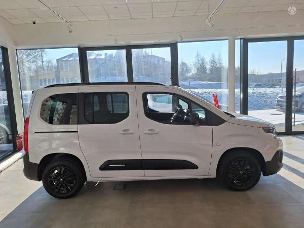 Balts Citroen Berlingo 2026 Viļņa, ar dzinēja tilpumu 1.50 L un nobraukumu 10 tūkst. km par 30850 €, foto 4 vietnē AUTOMOTO.COM.LV