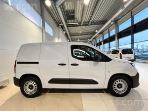 Balts Citroen Berlingo 2026 Rīga, ar dzinēja tilpumu 1.50 L un nobraukumu 10 tūkst. km par 24490 €, foto 5 vietnē AUTOMOTO.COM.LV