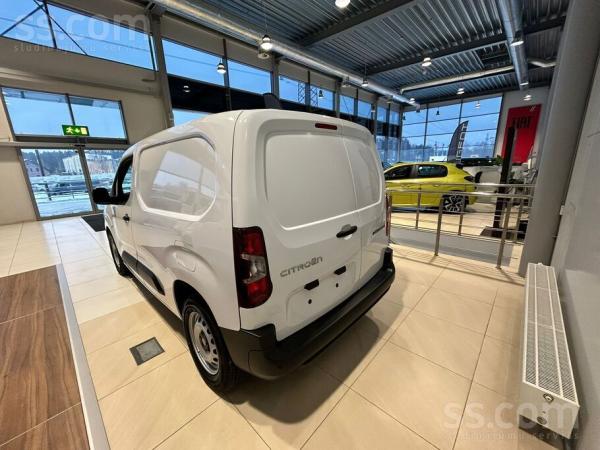 White Citroen Berlingo 2026 in Riga, with an engine capacity of 1.50 L and mileage of 10 thousand km for 24490 €, photo 6 on AUTOMOTO.COM.LV
