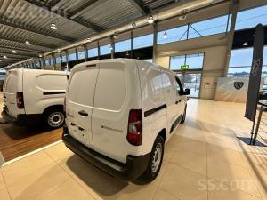 Balts Citroen Berlingo 2026 Rīga, ar dzinēja tilpumu 1.50 L un nobraukumu 10 tūkst. km par 24490 €, foto 8 vietnē AUTOMOTO.COM.LV