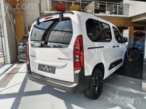 Balts Citroen Berlingo 2026 Rīga, ar dzinēja tilpumu 1.50 L un nobraukumu 0 tūkst. km par 27665 €, foto 3 vietnē AUTOMOTO.COM.LV