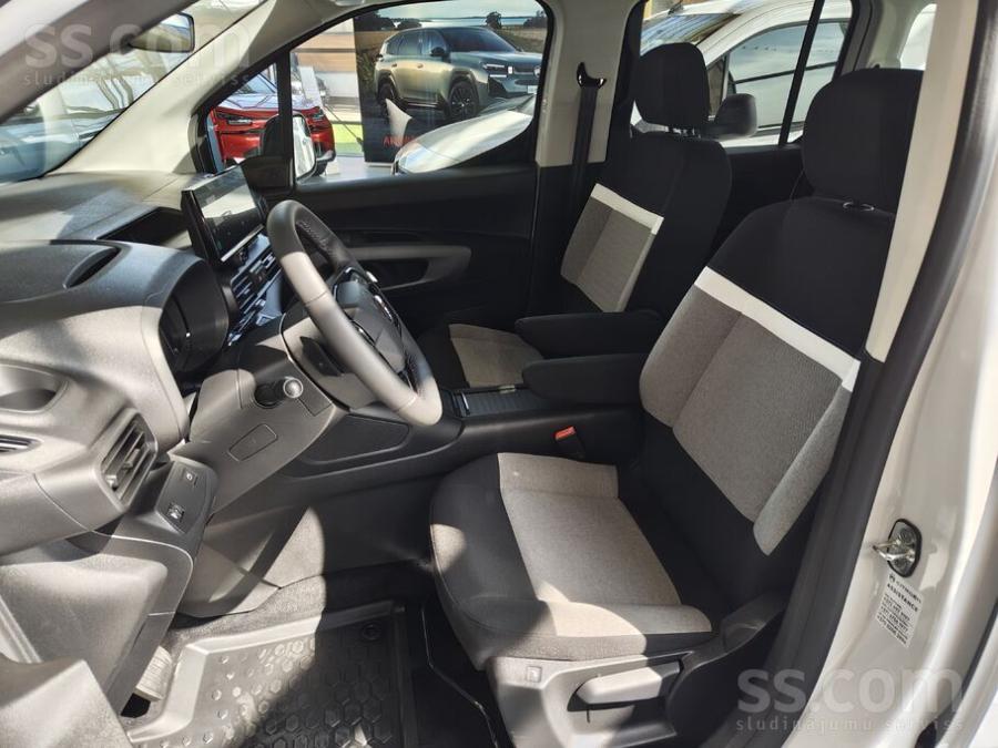 Balts Citroen Berlingo 2026 Rīga, ar dzinēja tilpumu 1.50 L un nobraukumu 0 tūkst. km par 27665 €, foto 6 vietnē AUTOMOTO.COM.LV