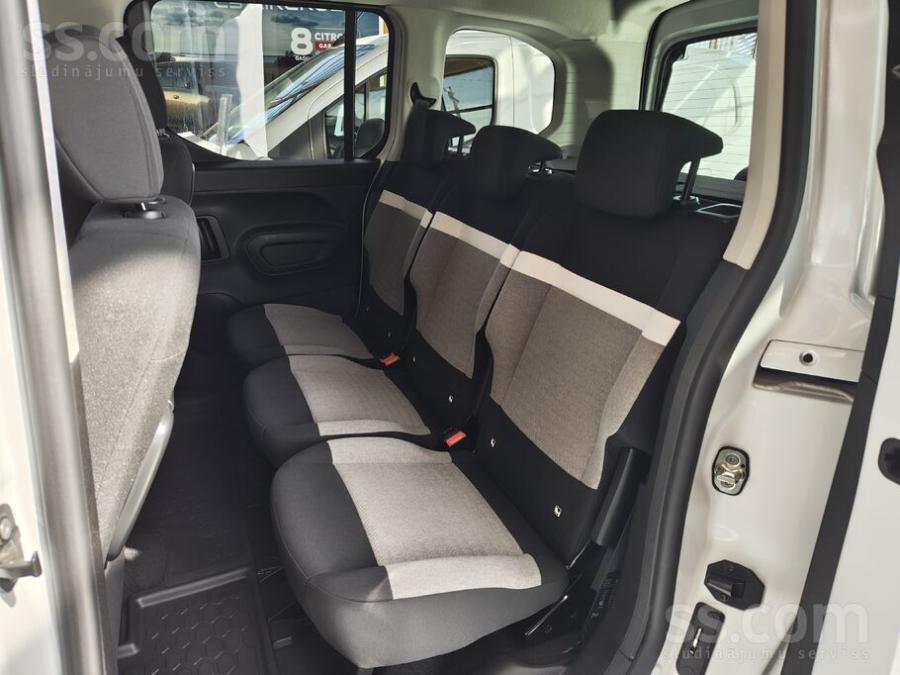 Balts Citroen Berlingo 2026 Rīga, ar dzinēja tilpumu 1.50 L un nobraukumu 0 tūkst. km par 27665 €, foto 7 vietnē AUTOMOTO.COM.LV
