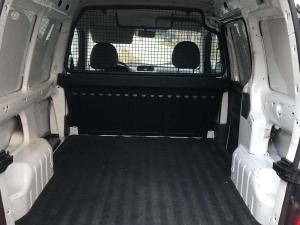 White Citroen Berlingo 2011 in Vilnius, with an engine capacity of 1.56 L and mileage of 194 thousand km for 1300 €, photo 10 on AUTOMOTO.COM.LV