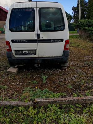 White Citroen Berlingo 2008 in Cesis, with an engine capacity of 1.30 L and mileage of 0 thousand km for 500 €, photo 3 on AUTOMOTO.COM.LV