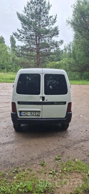 Balts Citroen Berlingo 2003 Alūksne, ar dzinēja tilpumu 1.90 L un nobraukumu 344 tūkst. km par 1250 €, foto 5 vietnē AUTOMOTO.COM.LV