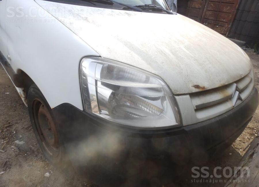 Balts Citroen Berlingo 2007 Rīga, ar dzinēja tilpumu 1.40 L un nobraukumu 197 tūkst. km par 350 €, foto 3 vietnē AUTOMOTO.COM.LV