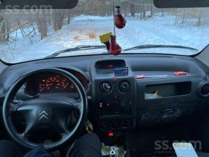 Balts Citroen Berlingo 2007 Ventspils, ar dzinēja tilpumu 1.60 L un nobraukumu 425 tūkst. km par 1700 €, foto 8 vietnē AUTOMOTO.COM.LV