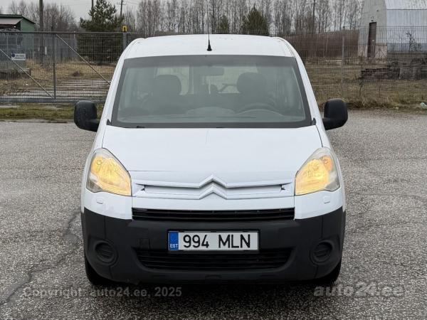 Balts Citroen Berlingo 2008 Tallina, ar dzinēja tilpumu 1.60 L un nobraukumu 435 tūkst. km par 2800 €, foto 2 vietnē AUTOMOTO.COM.LV