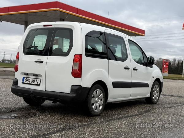 Balts Citroen Berlingo 2008 Tallina, ar dzinēja tilpumu 1.60 L un nobraukumu 435 tūkst. km par 2800 €, foto 6 vietnē AUTOMOTO.COM.LV