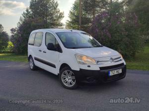 White Citroen Berlingo 2008 in Viljandi, with an engine capacity of 1.60 L and mileage of 393 thousand km for 1499 €, photo  on AUTOMOTO.COM.LV