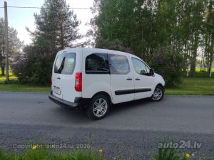 White Citroen Berlingo 2008 in Viljandi, with an engine capacity of 1.60 L and mileage of 393 thousand km for 1499 €, photo 4 on AUTOMOTO.COM.LV