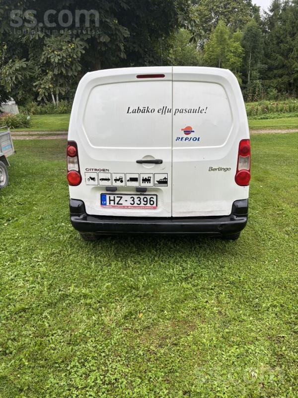 White Citroen Berlingo 2008 in Tukums, with an engine capacity of 1.60 L and mileage of 340 thousand km for 1800 €, photo 7 on AUTOMOTO.COM.LV