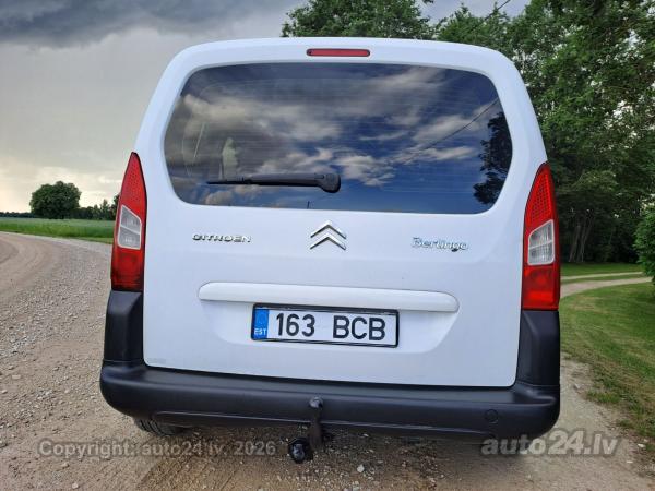White Citroen Berlingo 2009 in Paide, with an engine capacity of 1.60 L and mileage of 321 thousand km for 2490 €, photo 4 on AUTOMOTO.COM.LV