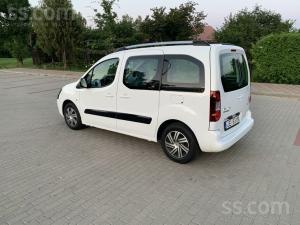 White Citroen Berlingo 2013 in Ogre, with an engine capacity of 1.60 L and mileage of 181 thousand km for 5150 €, photo 7 on AUTOMOTO.COM.LV