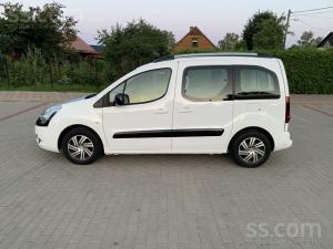White Citroen Berlingo 2013 in Ogre, with an engine capacity of 1.60 L and mileage of 181 thousand km for 5150 €, photo 12 on AUTOMOTO.COM.LV