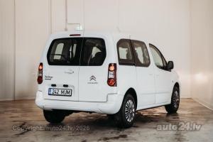 Balts Citroen Berlingo 2014 Tallina, ar dzinēja tilpumu 1.60 L un nobraukumu 190 tūkst. km par 5290 €, foto 7 vietnē AUTOMOTO.COM.LV