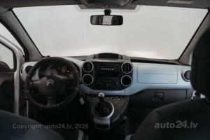 Balts Citroen Berlingo 2014 Tallina, ar dzinēja tilpumu 1.60 L un nobraukumu 190 tūkst. km par 5290 €, foto 9 vietnē AUTOMOTO.COM.LV