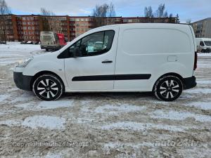 White Citroen Berlingo 2014 in Tartu, with an engine capacity of 1.60 L and mileage of 89 thousand km for 8000 €, photo 4 on AUTOMOTO.COM.LV