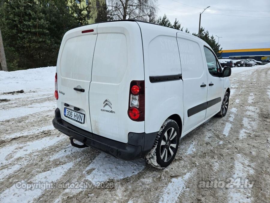 White Citroen Berlingo 2014 in Tartu, with an engine capacity of 1.60 L and mileage of 89 thousand km for 8000 €, photo 7 on AUTOMOTO.COM.LV