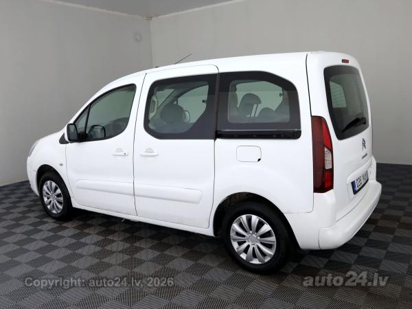 Balts Citroen Berlingo 2014 Tallina, ar dzinēja tilpumu 1.60 L un nobraukumu 217 tūkst. km par 2999 €, foto 4 vietnē AUTOMOTO.COM.LV