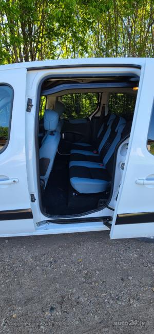 Balts Citroen Berlingo 2014 Tallina, ar dzinēja tilpumu 1.60 L un nobraukumu 6 tūkst. km par 6700 €, foto 6 vietnē AUTOMOTO.COM.LV