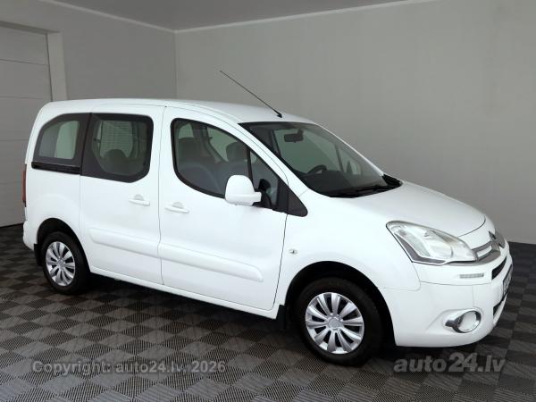 White Citroen Berlingo 2014 in Tallinn, with an engine capacity of 1.60 L and mileage of 163 thousand km for 2999 €, photo 1 on AUTOMOTO.COM.LV