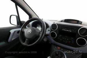 Balts Citroen Berlingo 2014 Tallina, ar dzinēja tilpumu 1.60 L un nobraukumu 163 tūkst. km par 2999 €, foto 6 vietnē AUTOMOTO.COM.LV