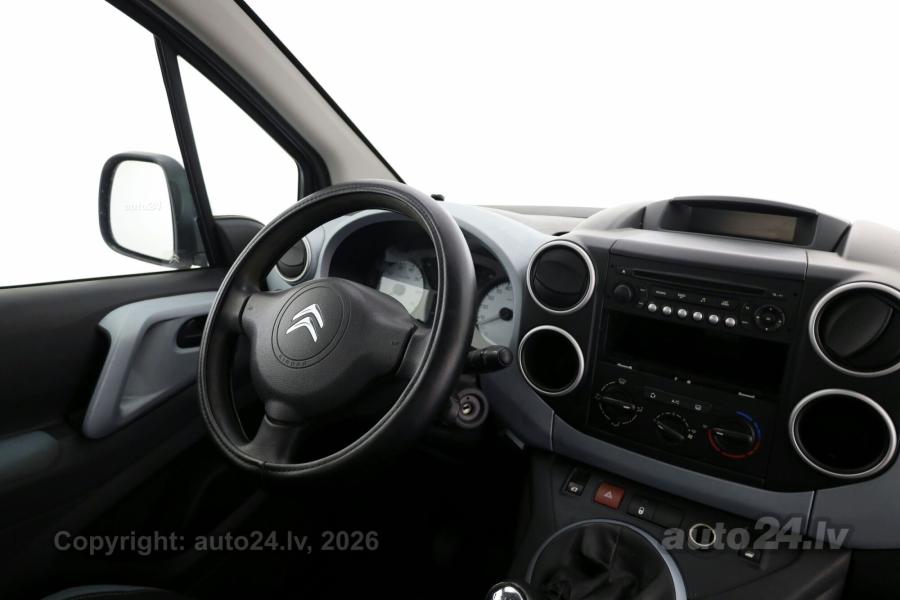 Balts Citroen Berlingo 2014 Tallina, ar dzinēja tilpumu 1.60 L un nobraukumu 163 tūkst. km par 2999 €, foto 6 vietnē AUTOMOTO.COM.LV