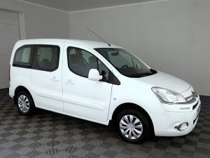 White Citroen Berlingo 2014 in Tallinn, with an engine capacity of 1.60 L and mileage of 163 thousand km for 2999 €, photo  on AUTOMOTO.COM.LV