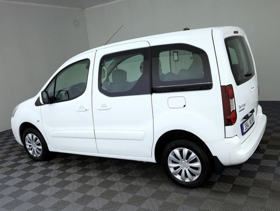 White Citroen Berlingo 2014 in Tallinn, with an engine capacity of 1.60 L and mileage of 163 thousand km for 2999 €, photo 5 on AUTOMOTO.COM.LV