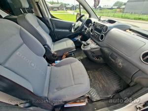 Balts Citroen Berlingo 2016 Tallina, ar dzinēja tilpumu 1.60 L un nobraukumu 330 tūkst. km par 3250 €, foto 11 vietnē AUTOMOTO.COM.LV