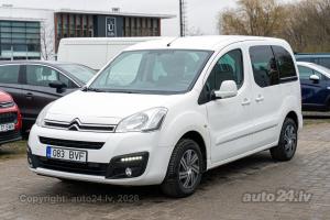 Balts Citroen Berlingo 2017 Tallina, ar dzinēja tilpumu 1.60 L un nobraukumu 164 tūkst. km par 6500 €, foto 3 vietnē AUTOMOTO.COM.LV