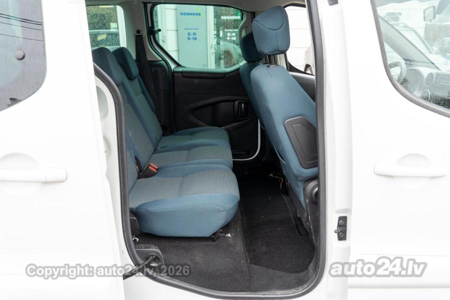 Balts Citroen Berlingo 2017 Tallina, ar dzinēja tilpumu 1.60 L un nobraukumu 164 tūkst. km par 6500 €, foto 16 vietnē AUTOMOTO.COM.LV