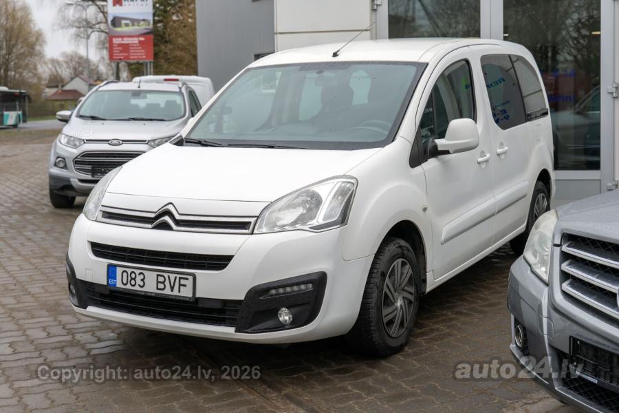 Balts Citroen Berlingo 2017 Tallina, ar dzinēja tilpumu 1.60 L un nobraukumu 164 tūkst. km par 6500 €, foto 28 vietnē AUTOMOTO.COM.LV