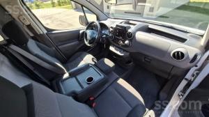 White Citroen Berlingo 2017 in Riga, with an engine capacity of 1.50 L and mileage of 105 thousand km for 7300 €, photo 19 on AUTOMOTO.COM.LV