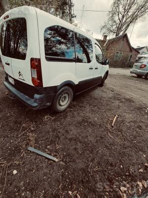 Balts Citroen Berlingo 2017 Jūrmala, ar dzinēja tilpumu 1.60 L un nobraukumu 186 tūkst. km par 3500 €, foto  vietnē AUTOMOTO.COM.LV