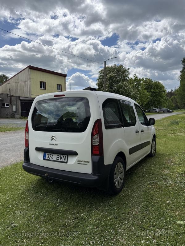 Balts Citroen Berlingo 2017 Viljandi, ar dzinēja tilpumu 1.60 L un nobraukumu 138 tūkst. km par 8500 €, foto 3 vietnē AUTOMOTO.COM.LV