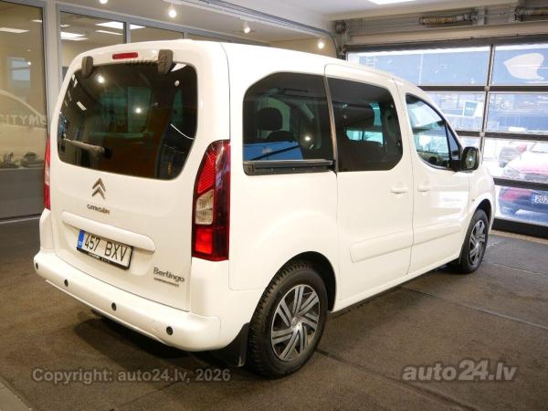 White Citroen Berlingo 2018 in Tallinn, with an engine capacity of 1.20 L and mileage of 115 thousand km for 7500 €, photo 3 on AUTOMOTO.COM.LV