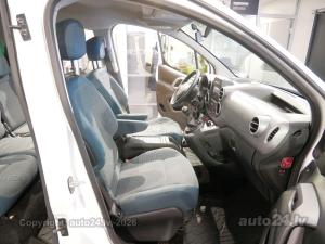 Balts Citroen Berlingo 2018 Tallina, ar dzinēja tilpumu 1.20 L un nobraukumu 115 tūkst. km par 7500 €, foto 9 vietnē AUTOMOTO.COM.LV