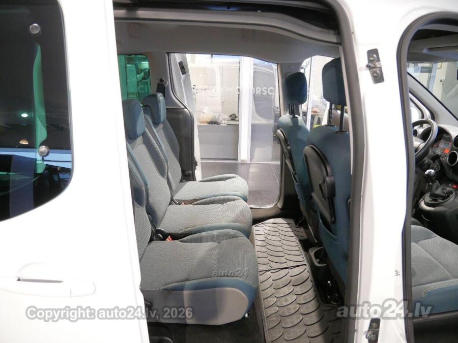 Balts Citroen Berlingo 2018 Tallina, ar dzinēja tilpumu 1.20 L un nobraukumu 115 tūkst. km par 7500 €, foto 11 vietnē AUTOMOTO.COM.LV