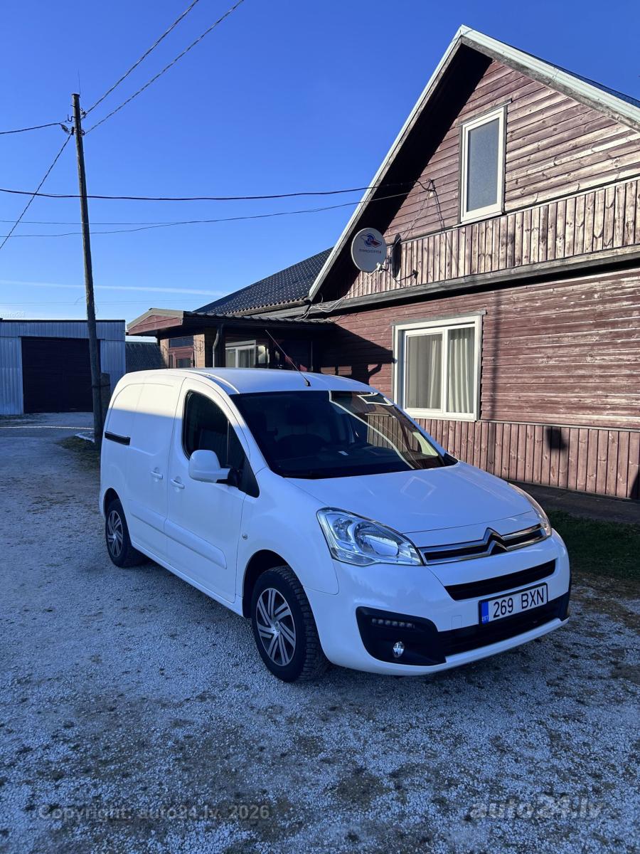 Balts Citroen Berlingo 2018 Narva, ar dzinēja tilpumu 1.60 L un nobraukumu 106 tūkst. km par 7300 €, foto 1 vietnē AUTOMOTO.COM.LV
