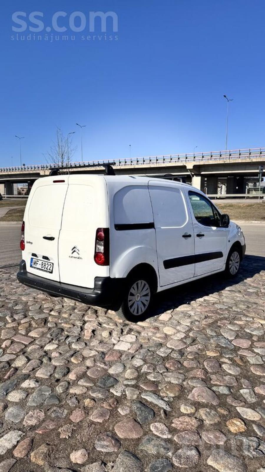 Balts Citroen Berlingo 2018 Rīga, ar dzinēja tilpumu 1.60 L un nobraukumu 200 tūkst. km par 4950 €, foto 4 vietnē AUTOMOTO.COM.LV