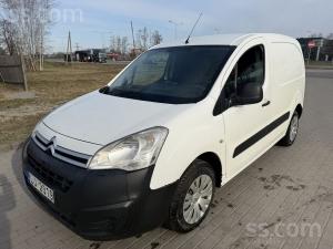 Balts Citroen Berlingo 2018 Rīga, ar dzinēja tilpumu 1.60 L un nobraukumu 418 tūkst. km par 2800 €, foto  vietnē AUTOMOTO.COM.LV