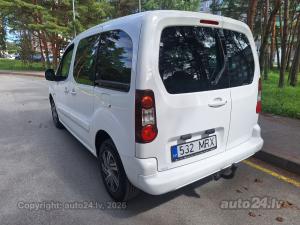 White Citroen Berlingo 2018 in Tallinn, with an engine capacity of 1.60 L and mileage of 222 thousand km for 5300 €, photo 5 on AUTOMOTO.COM.LV
