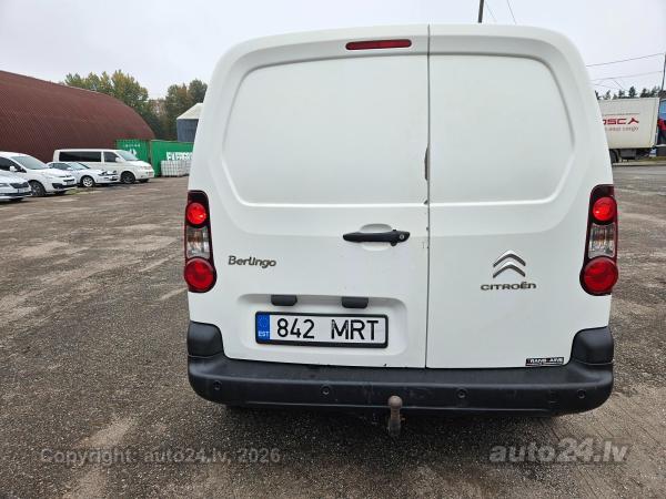 Citroen Berlingo 2018 Tallina vietnÄ Balts Citroen Berlingo 2018 Tallina, ar dzinÄja tilpumu 1.60 L un nobraukumu 192 tÅ«kst. km par 6000 ā¬, foto 8 vietnÄ AUTOMOTO.COM.LV