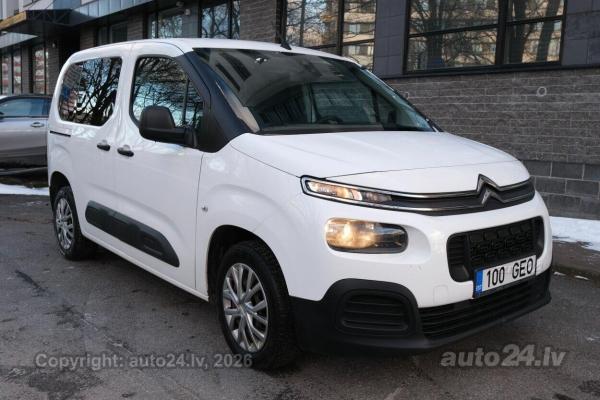 Balts Citroen Berlingo 2019 Tallina, ar dzinēja tilpumu 1.20 L un nobraukumu 130 tūkst. km par 11900 €, foto 1 vietnē AUTOMOTO.COM.LV